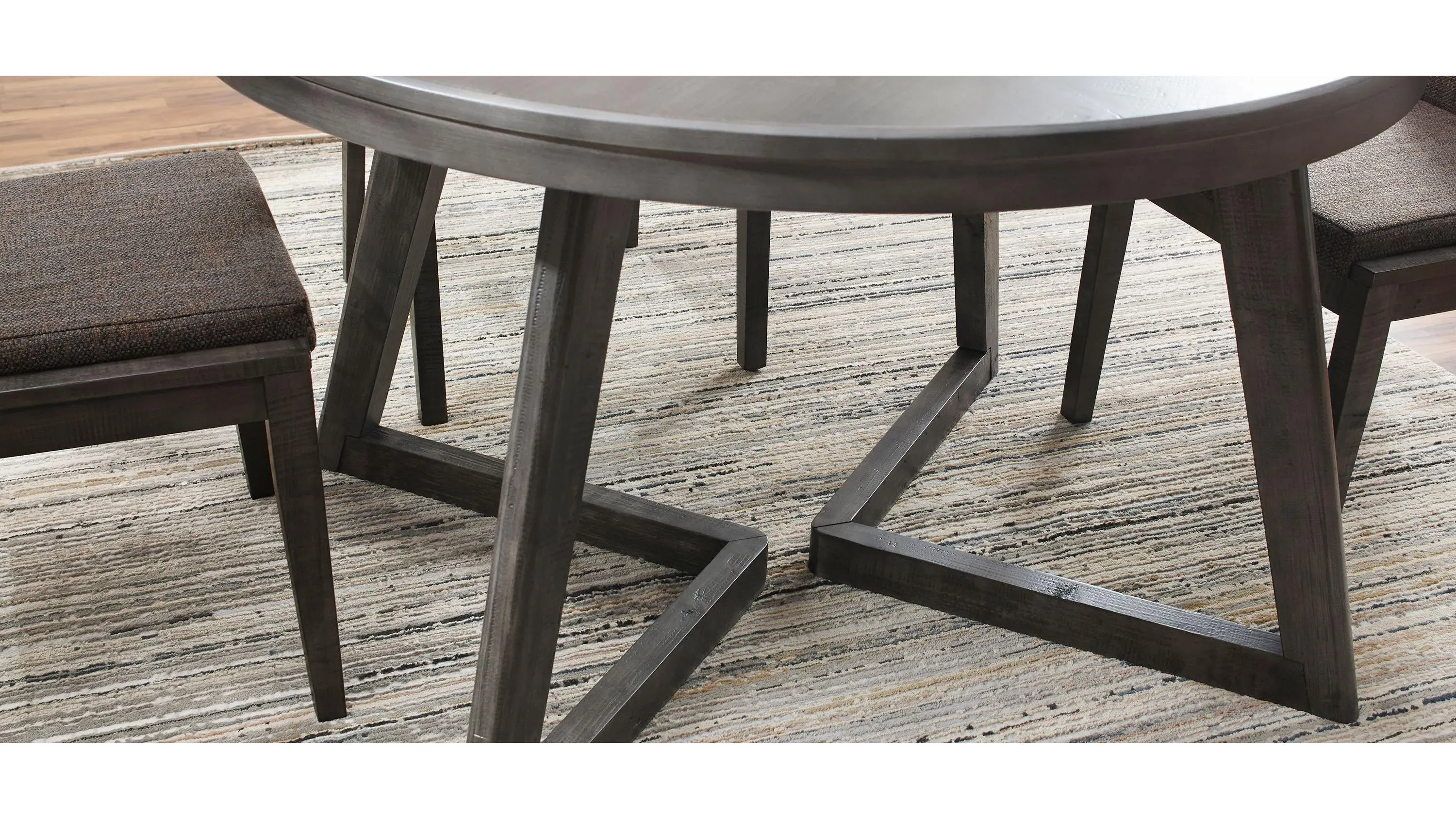 Hillside 5 pc. Dining Set