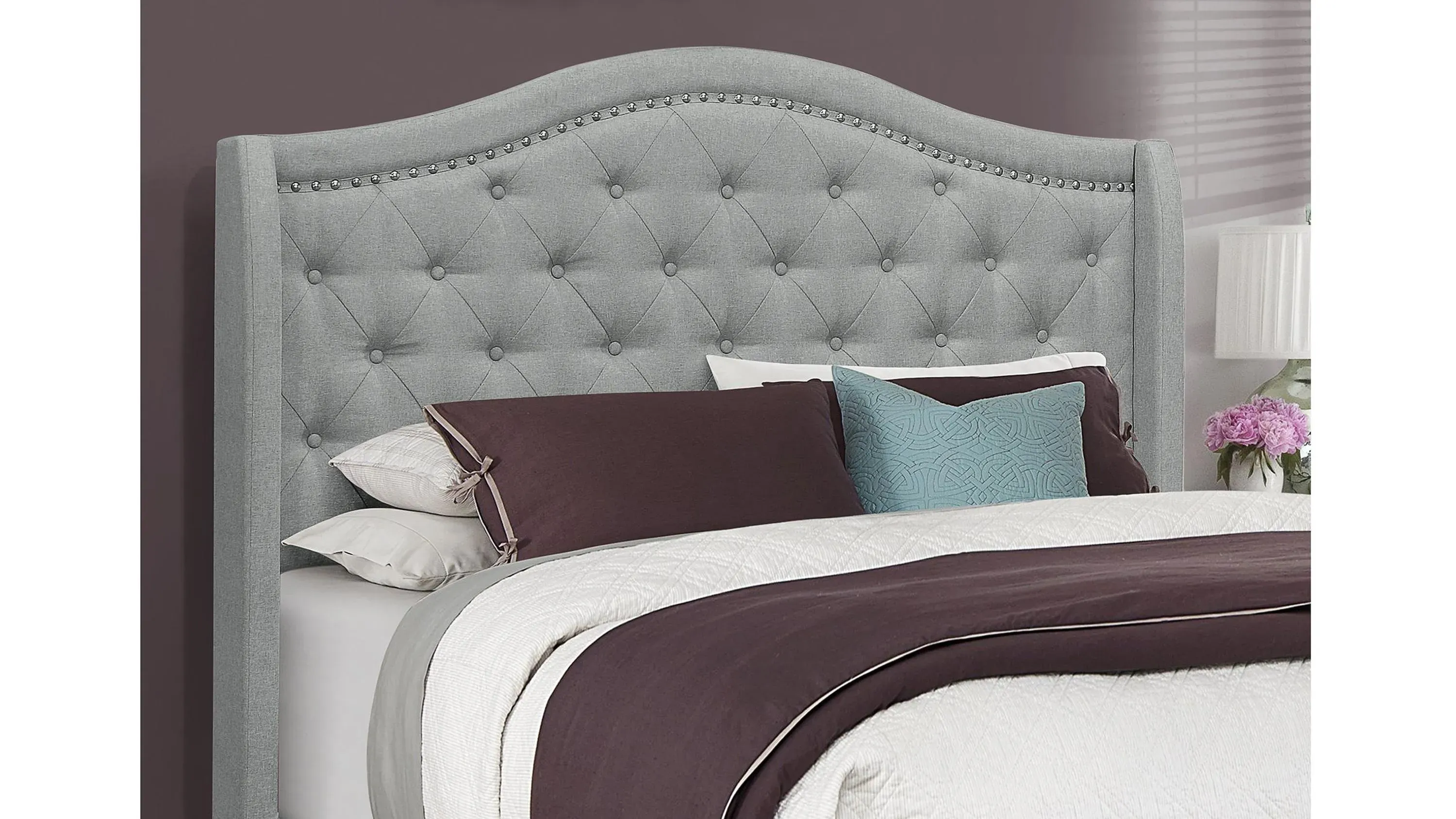 Chauncy Upholstered Queen Bed | Raymour & Flanigan