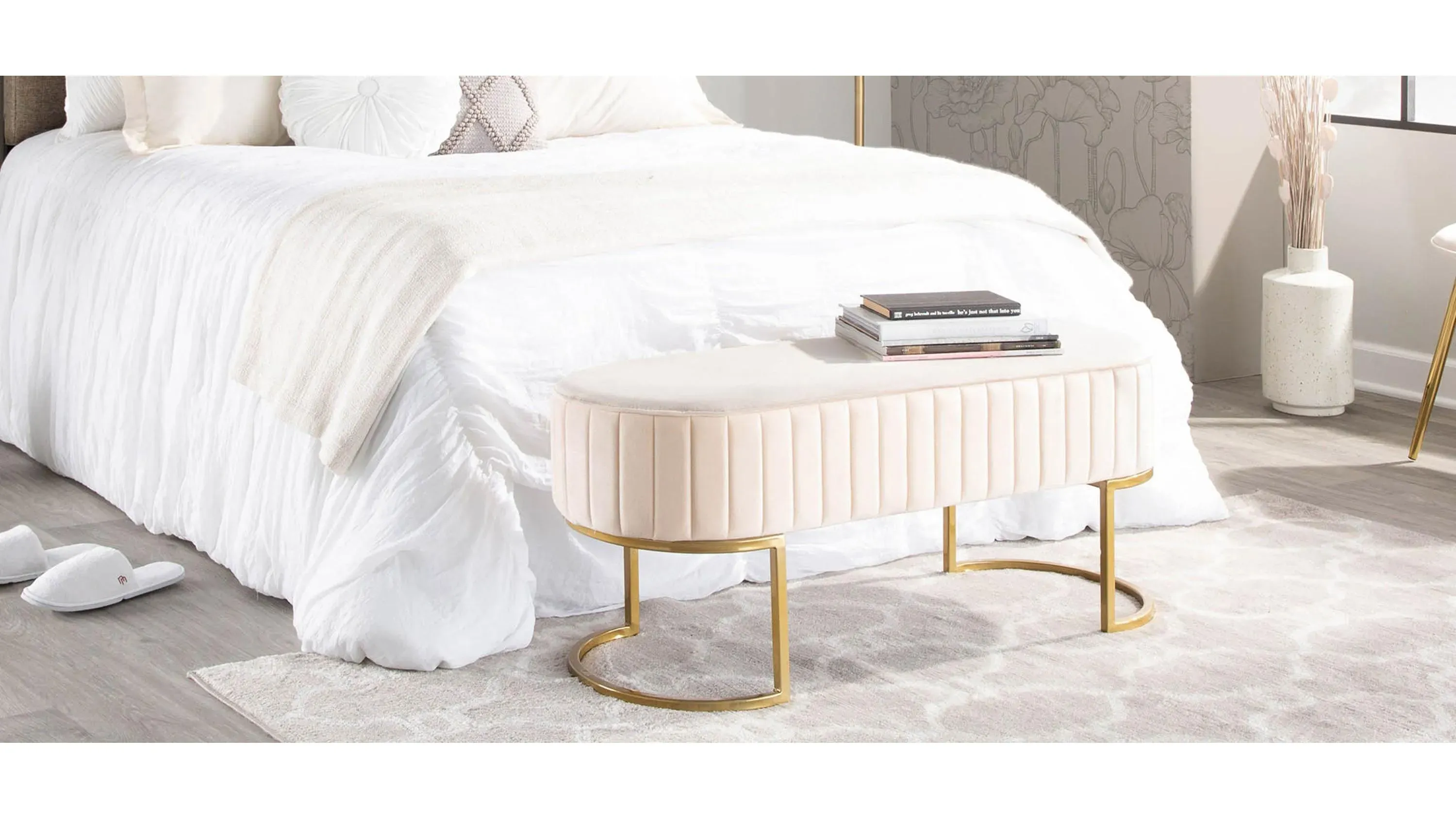Demi Pleated Bench | Raymour & Flanigan