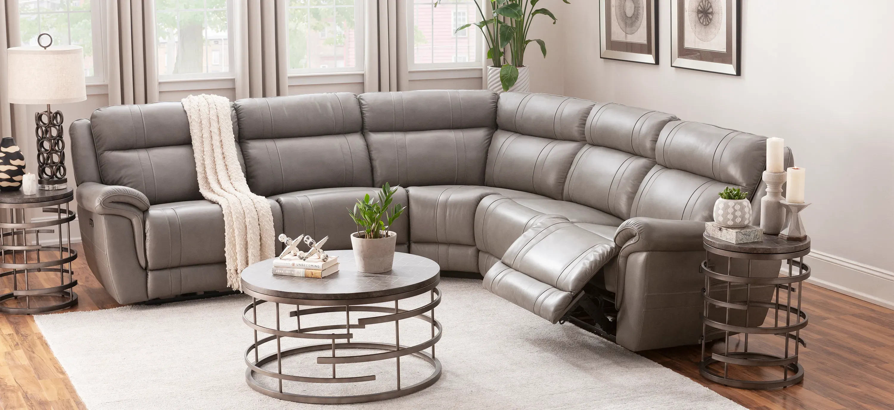 Ridgewood 5 pc. Leather Power Reclining Sectional Sofa