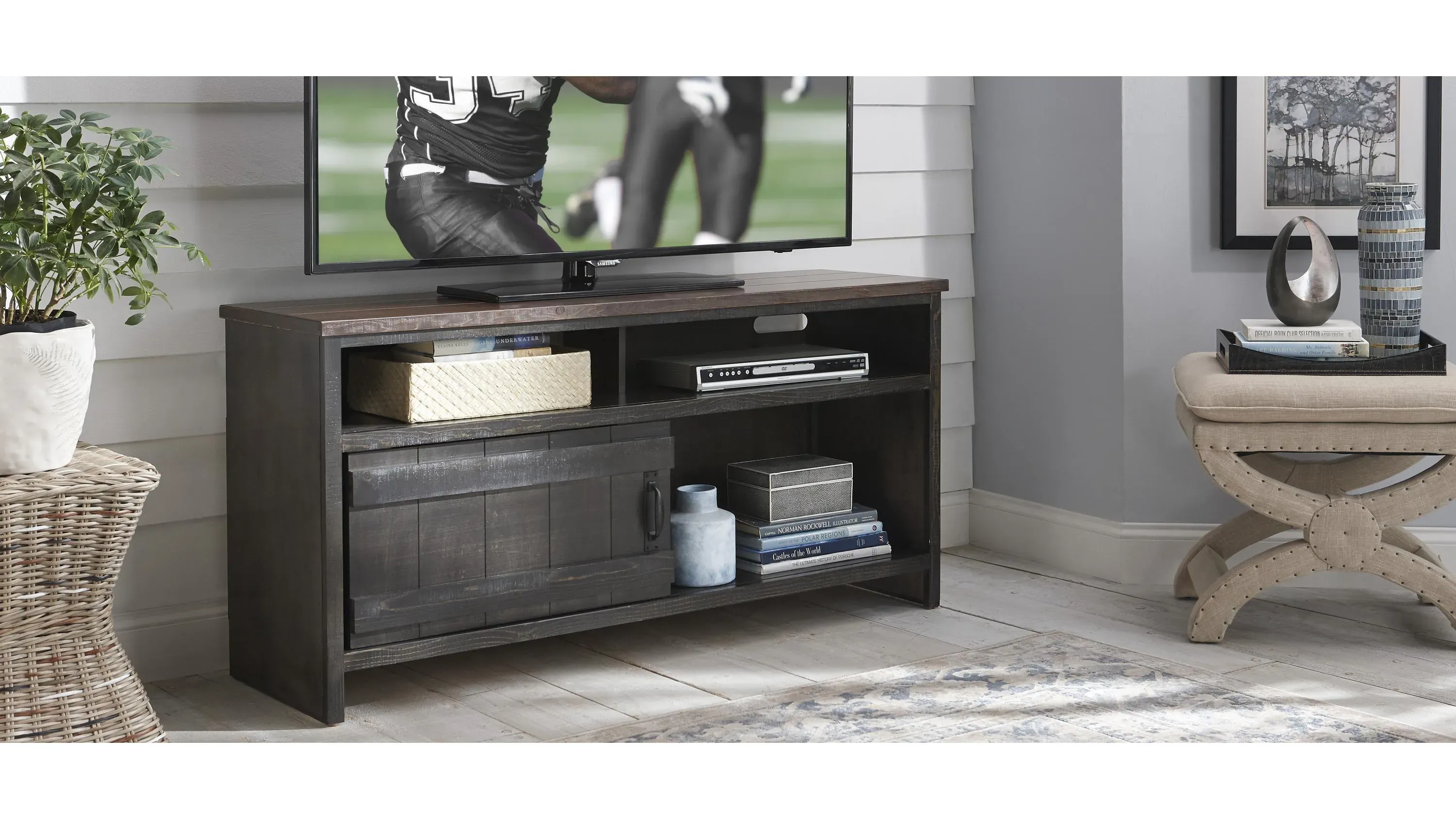 Raymour And Flanigan Tv Stands