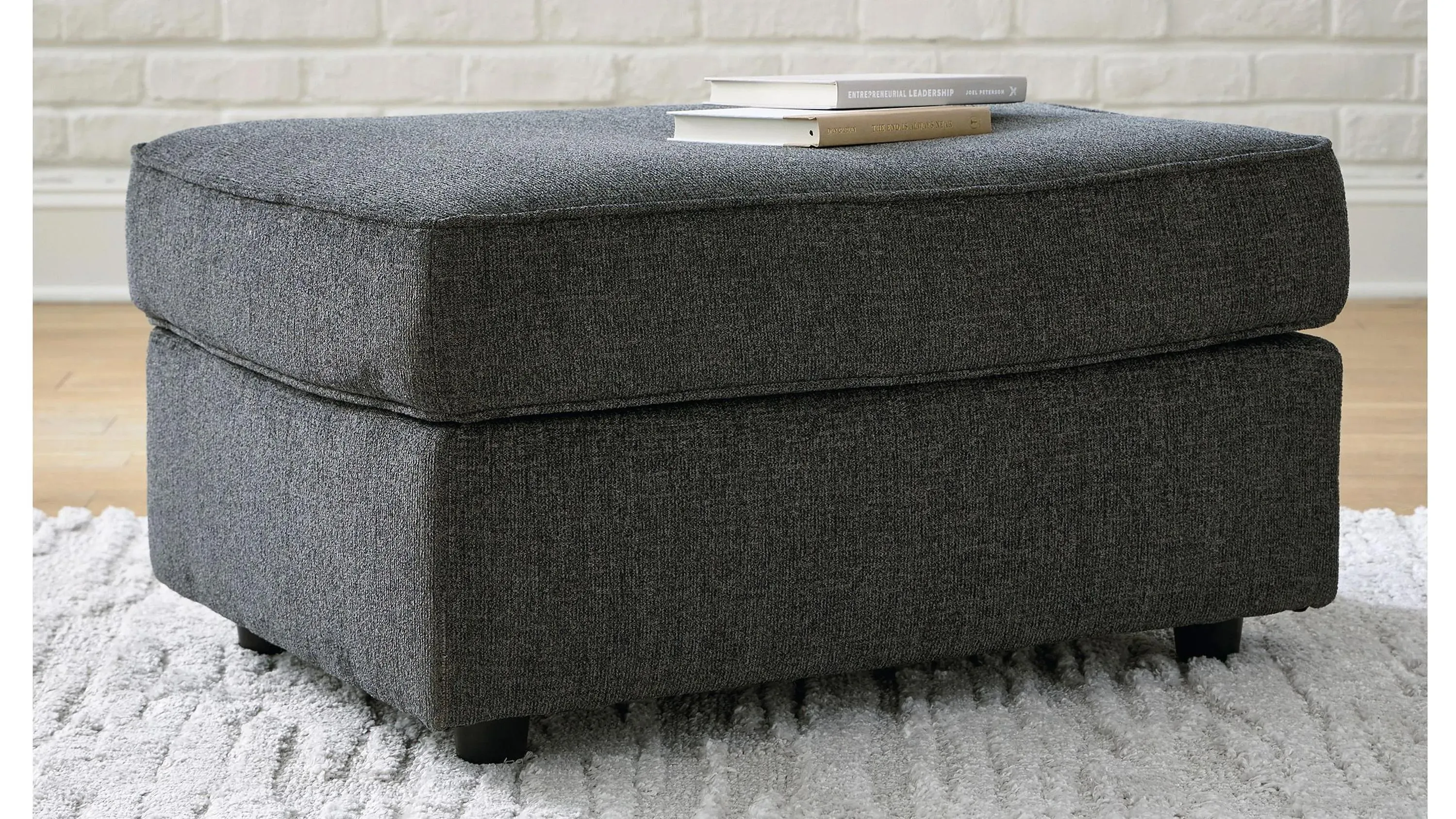 Cascilla Ottoman | Raymour & Flanigan