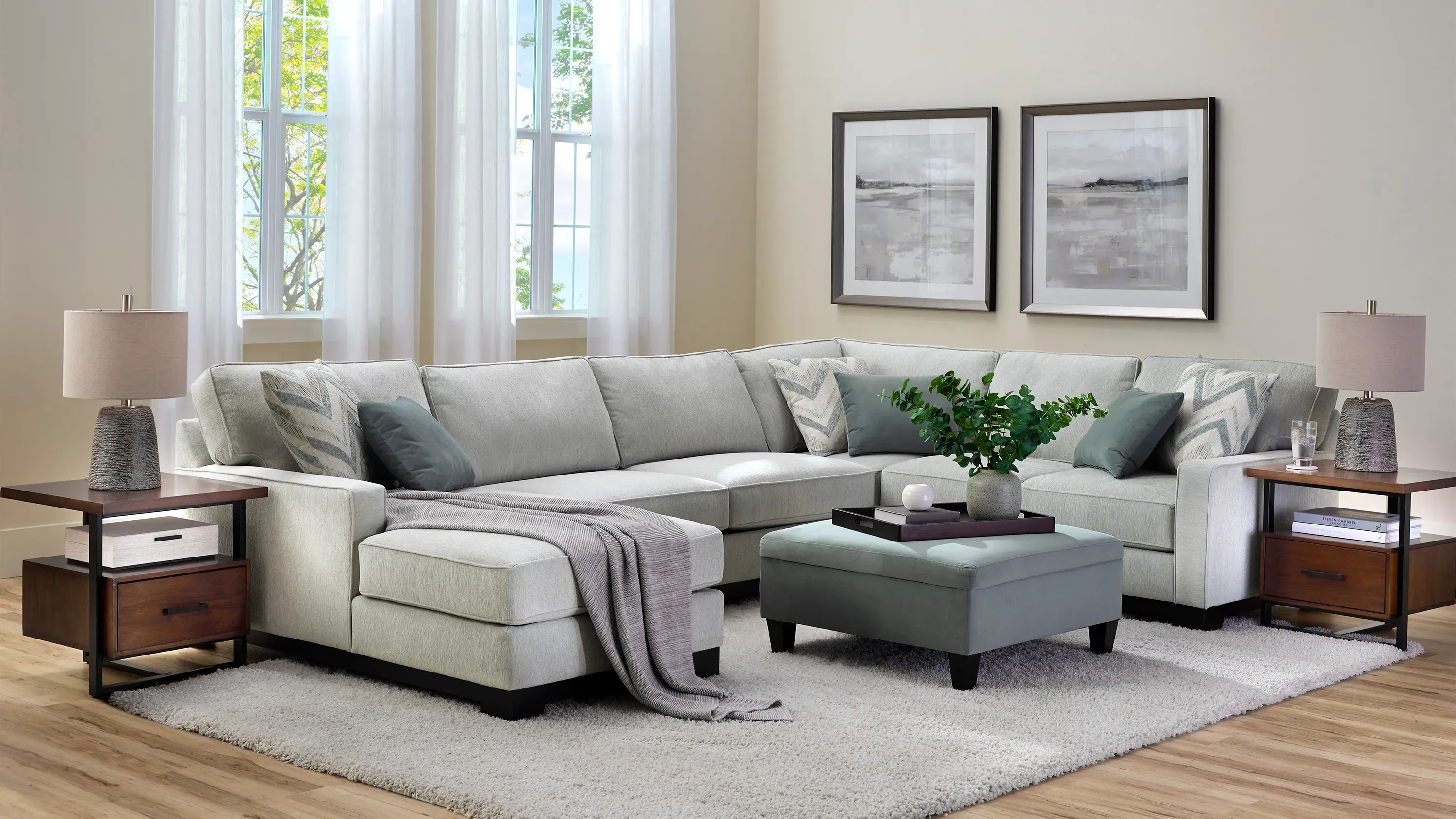 what does left arm facing mean