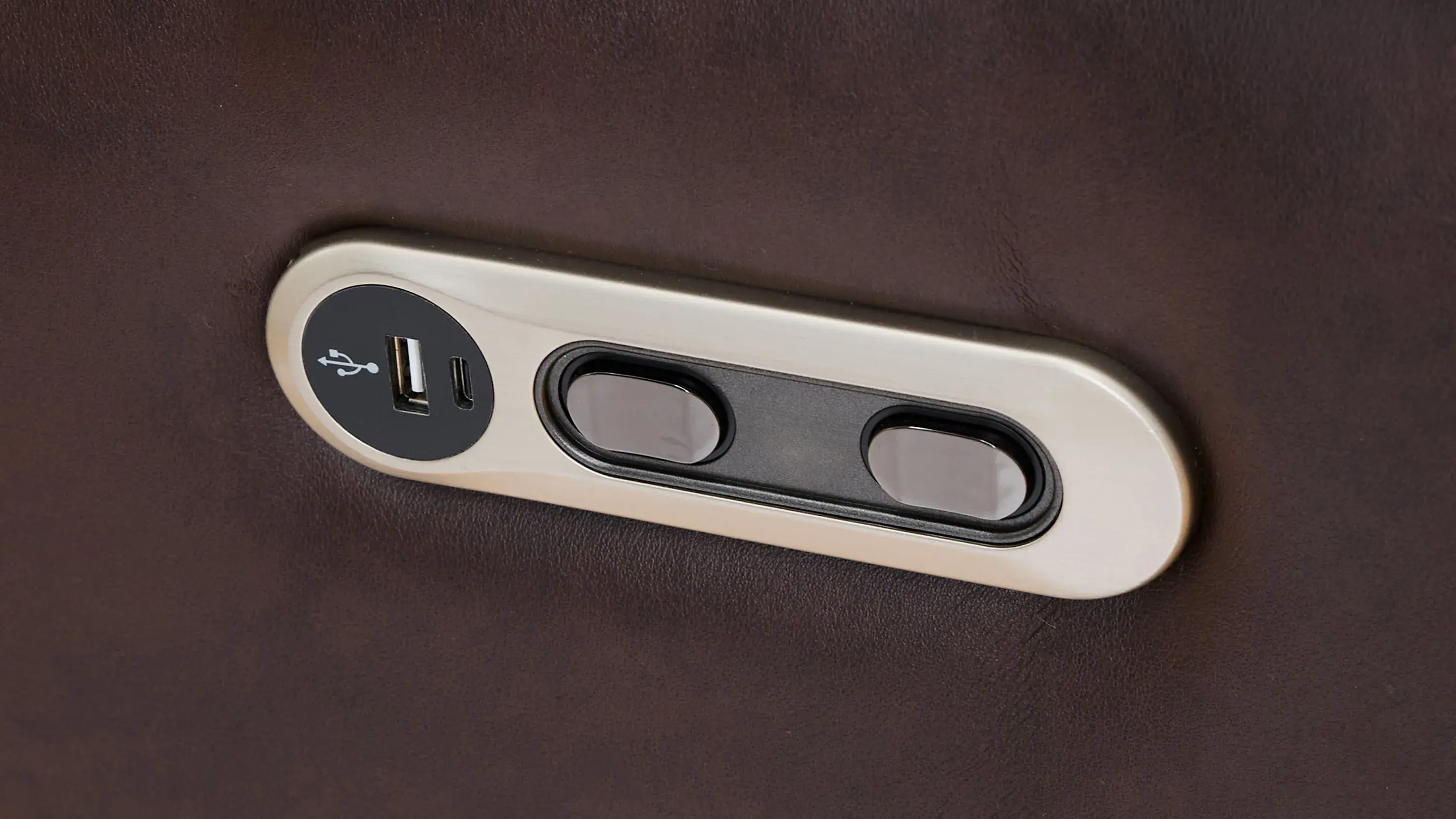 Xander Leather Power Sofa | Raymour & Flanigan