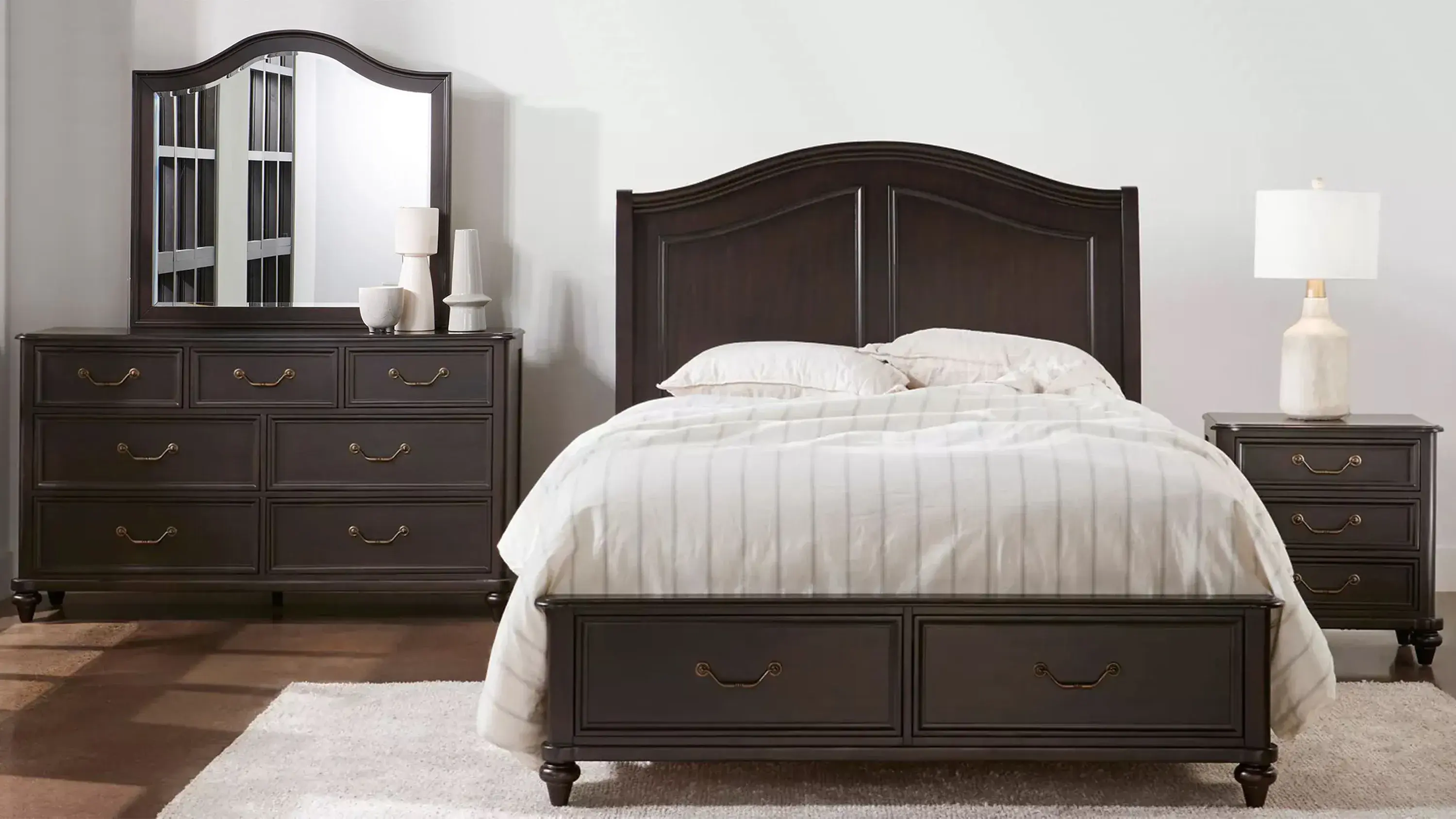 Brooklyn 4-pc. Queen Platform Storage Bedroom Set | Raymour & Flanigan