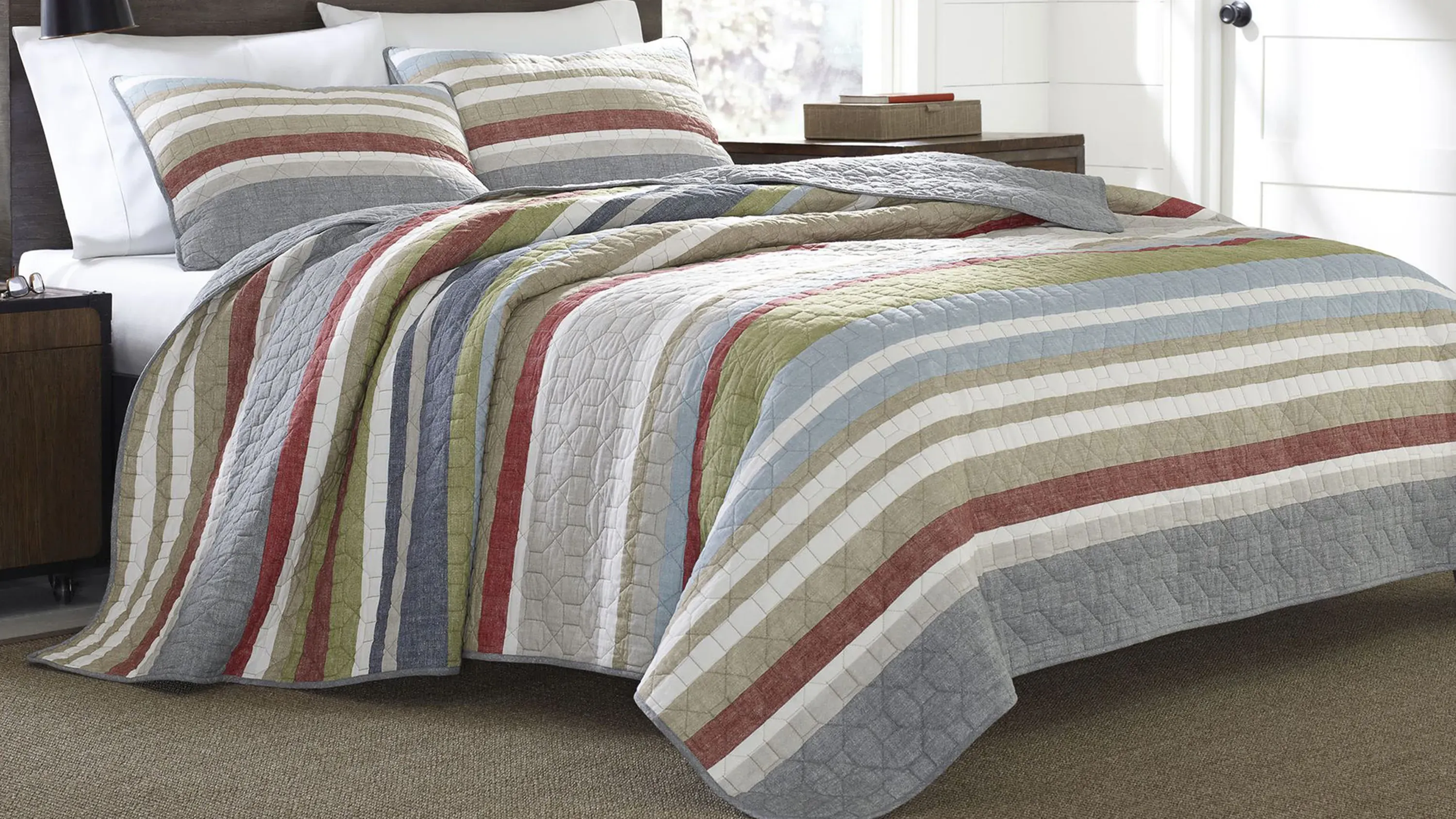 salmon colored bedding