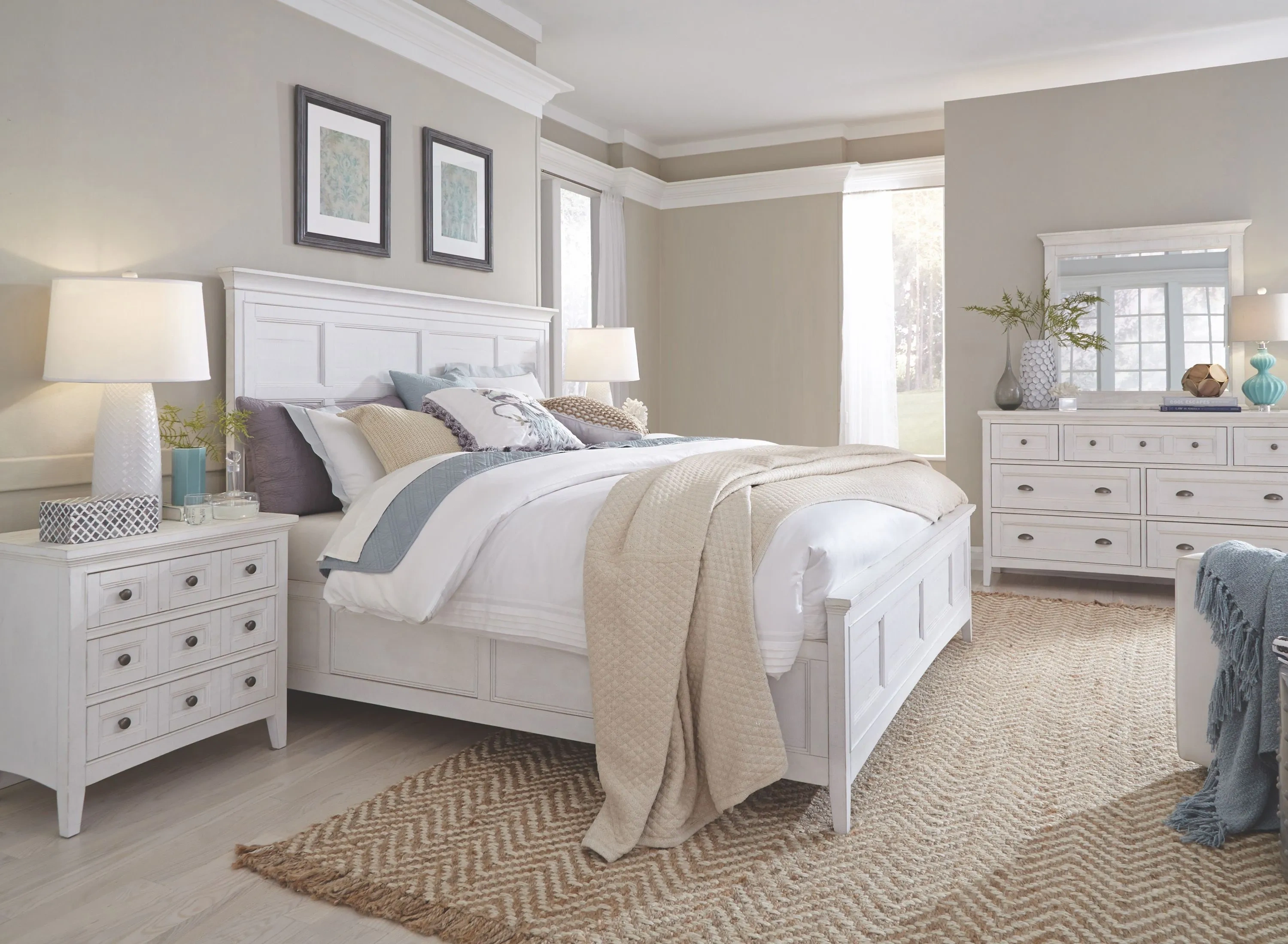 Ivy Ridge 4-pc. Bedroom Set w/ Panel Bed | Raymour & Flanigan