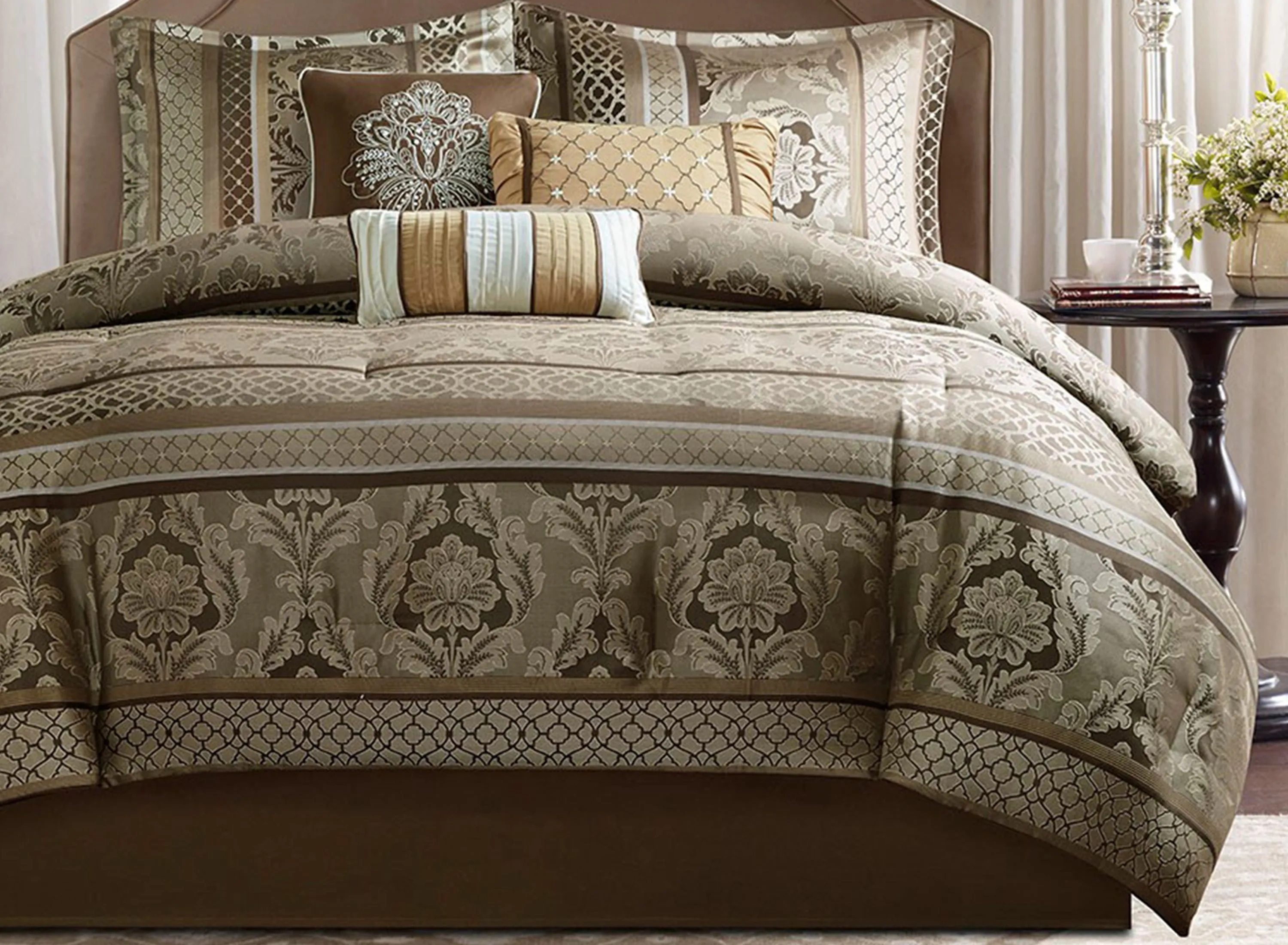 Bellagio King 7 Pc. Comforter Set | Raymour & Flanigan