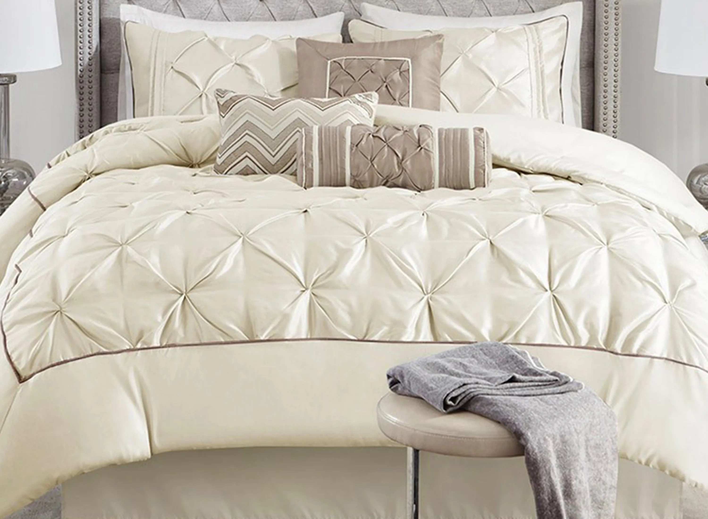 Laurel King 7 Pc. Comforter Set | Raymour & Flanigan